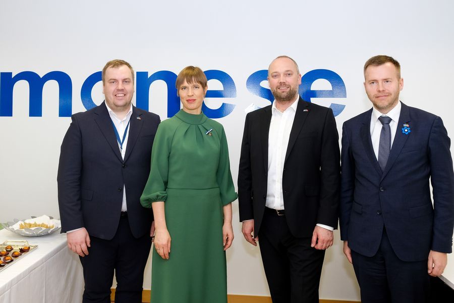 Presidente da República da Estónia visita escritório da Monese em Lisboa