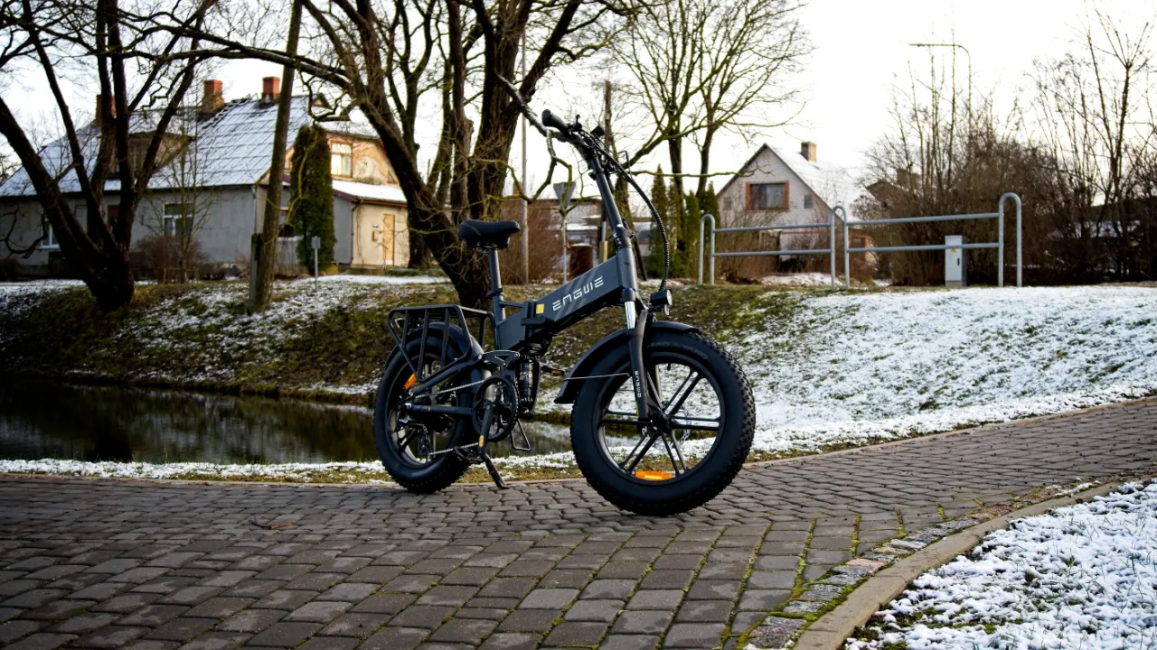 Review da ENGWE Engine Pro 2.0: desempenho, autonomia e muito mais